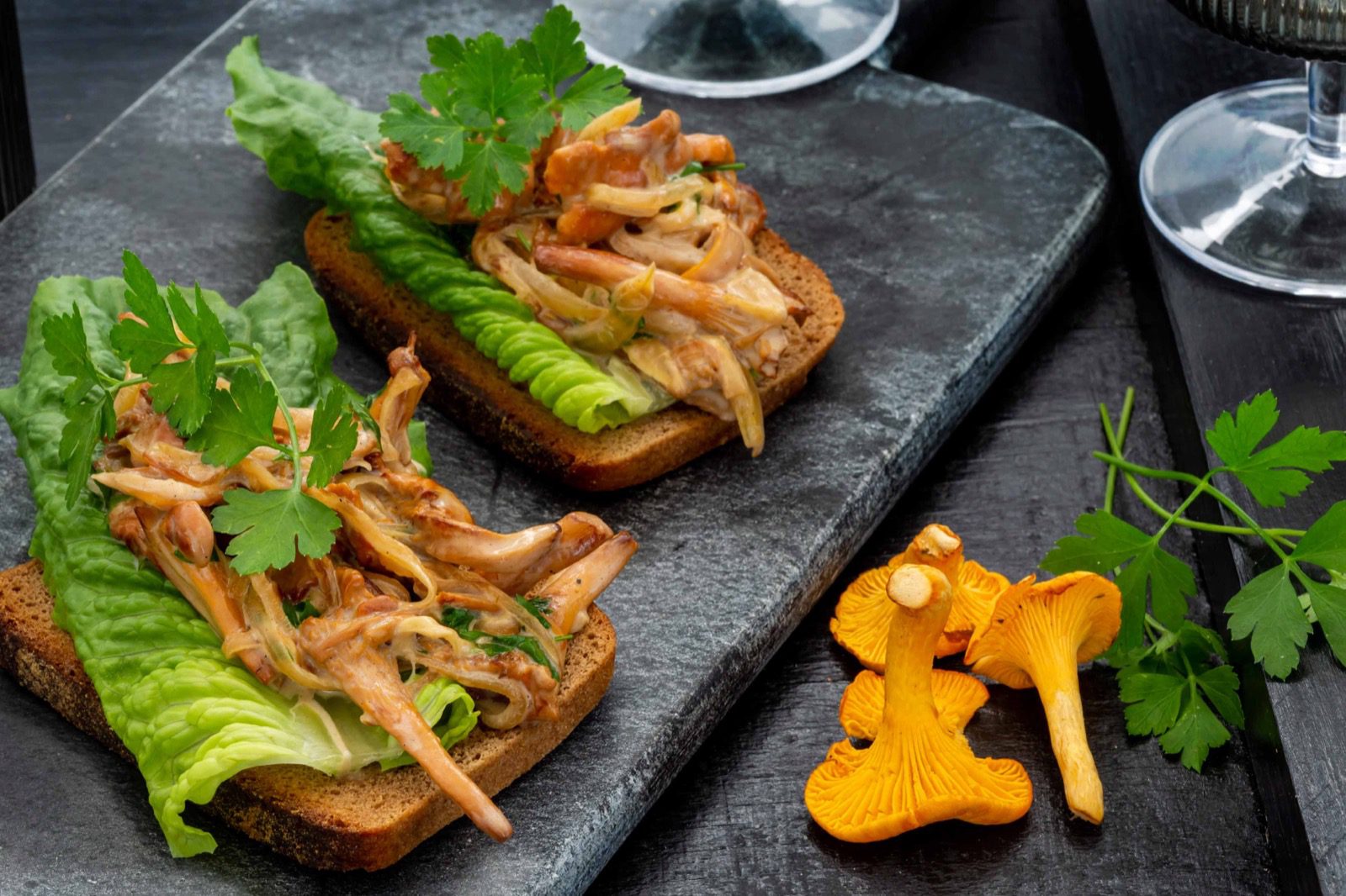 Kantarelli-voileivät › Bong Touch of Taste FI